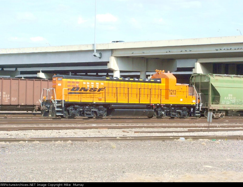 BNSF 1213